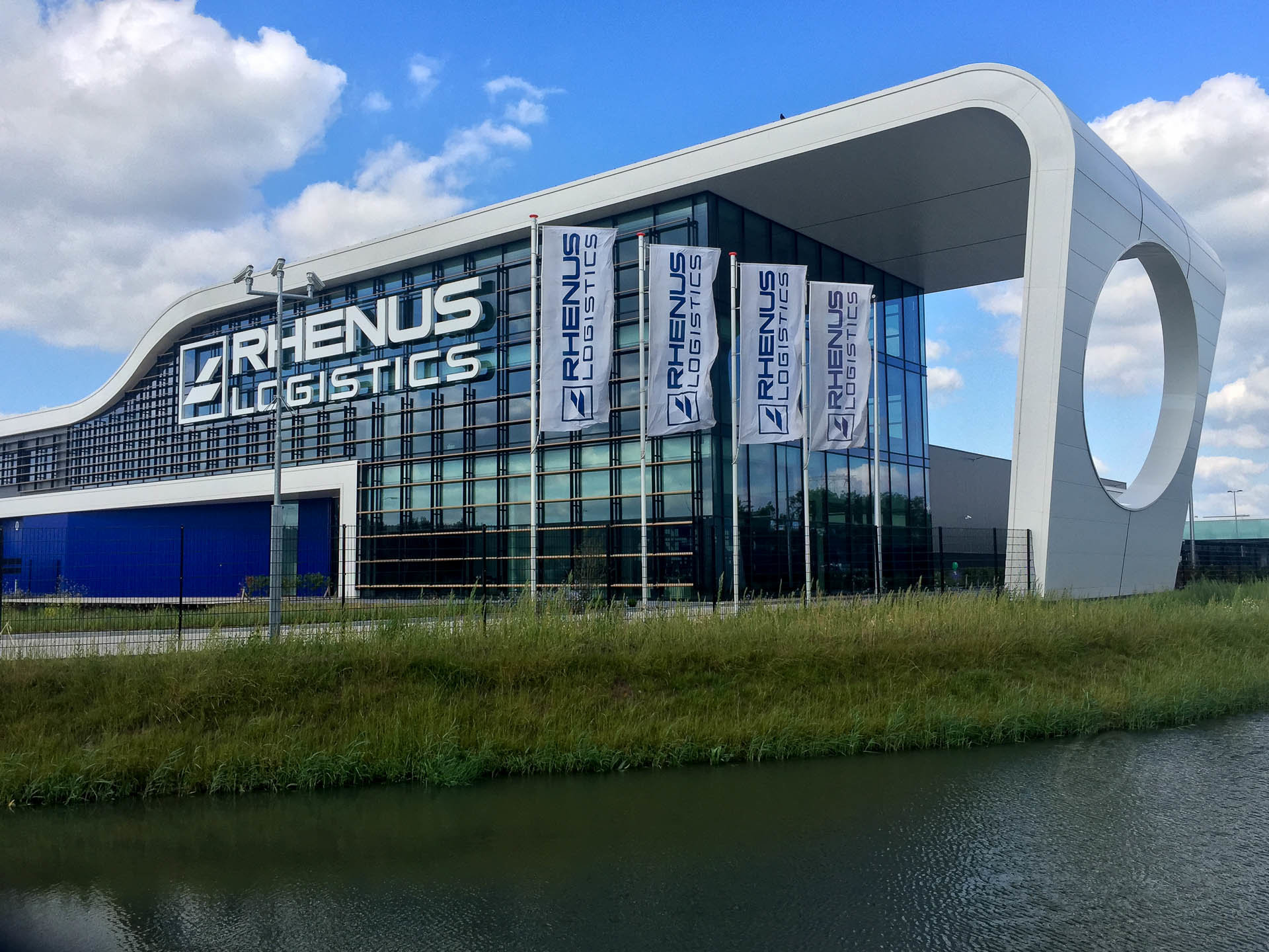 Rhenus legt ook tweede distributiecentrum op Ekkersrijt vol zonnepanelen